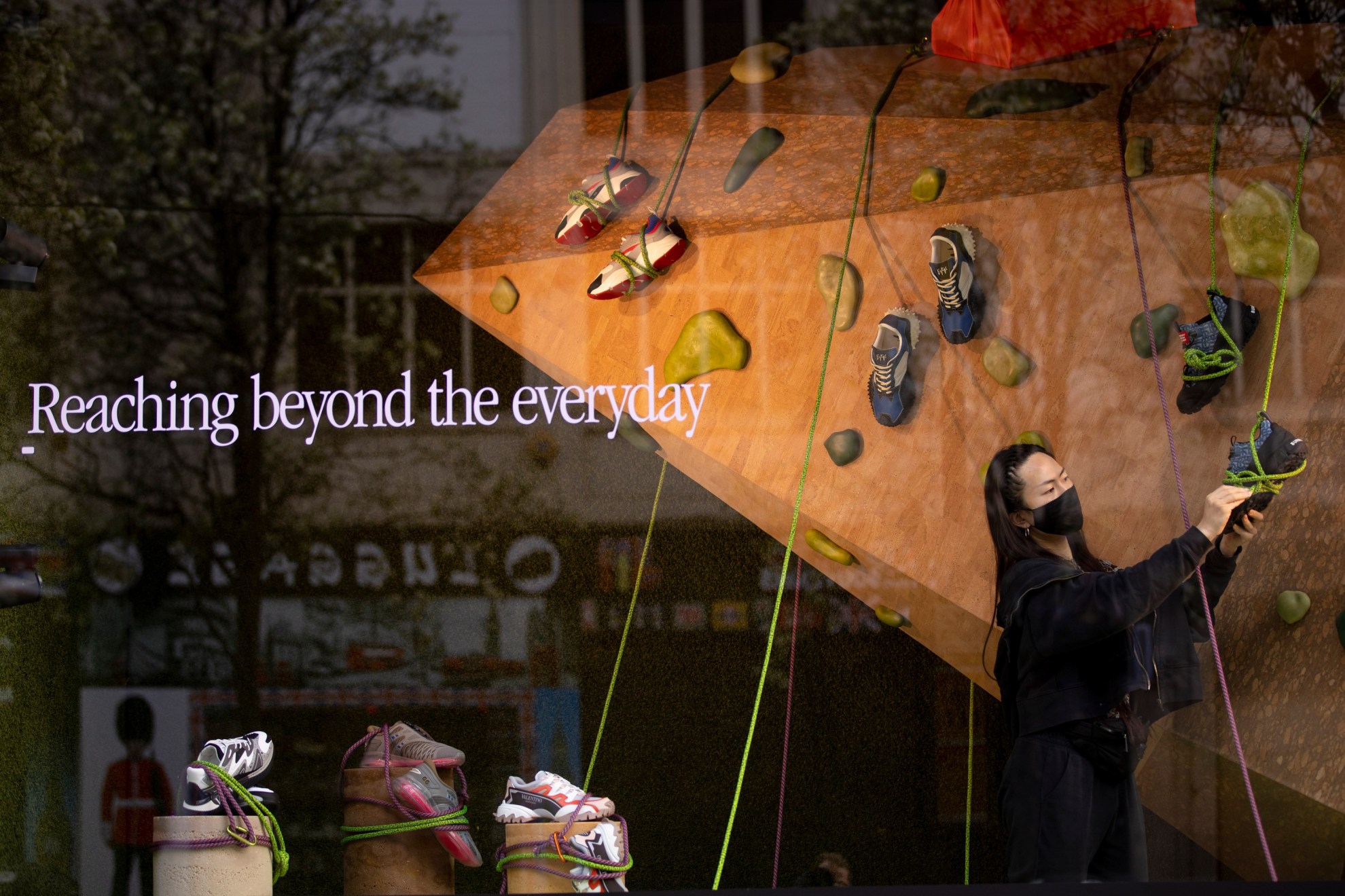 SELFRIDGES IS READY TO REOPEN AS IT UNVEILS ITS NEW WINDOWS FOUR DAYS ...