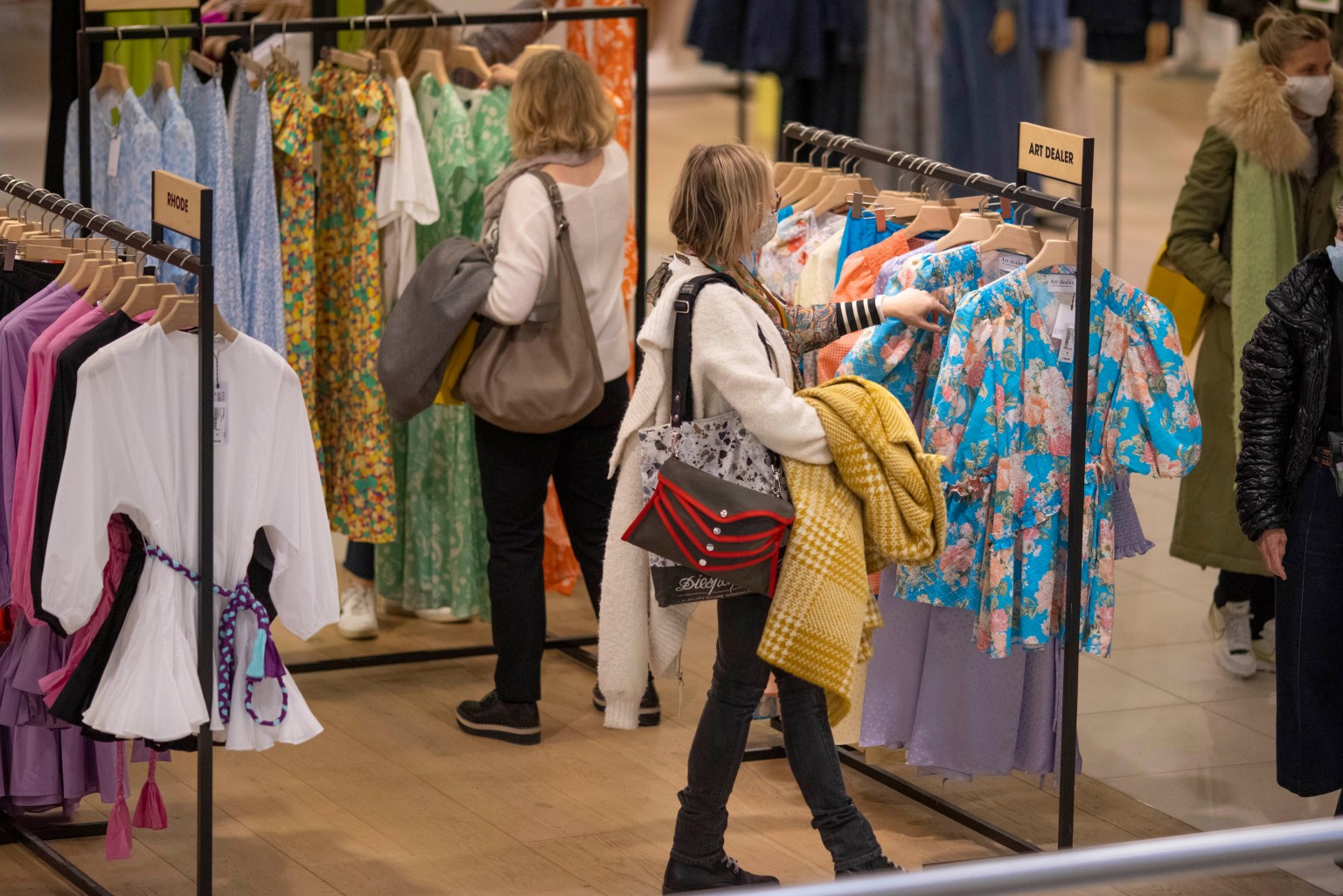 SELFRIDGES REOPENS ITS DOORS AND INVITES CUSTOMERS TO DISCOVER THE JOY ...