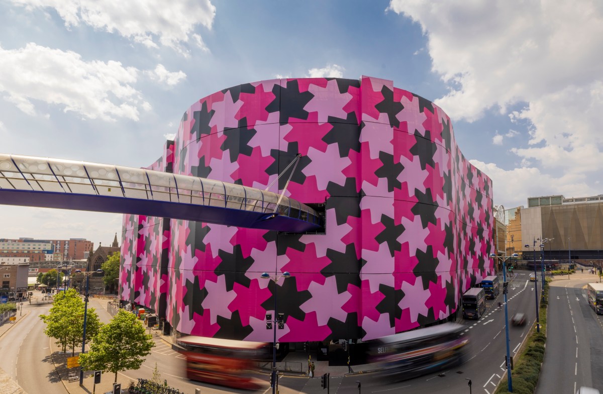 Selfridges transforms façade of iconic Birmingham store – with ...