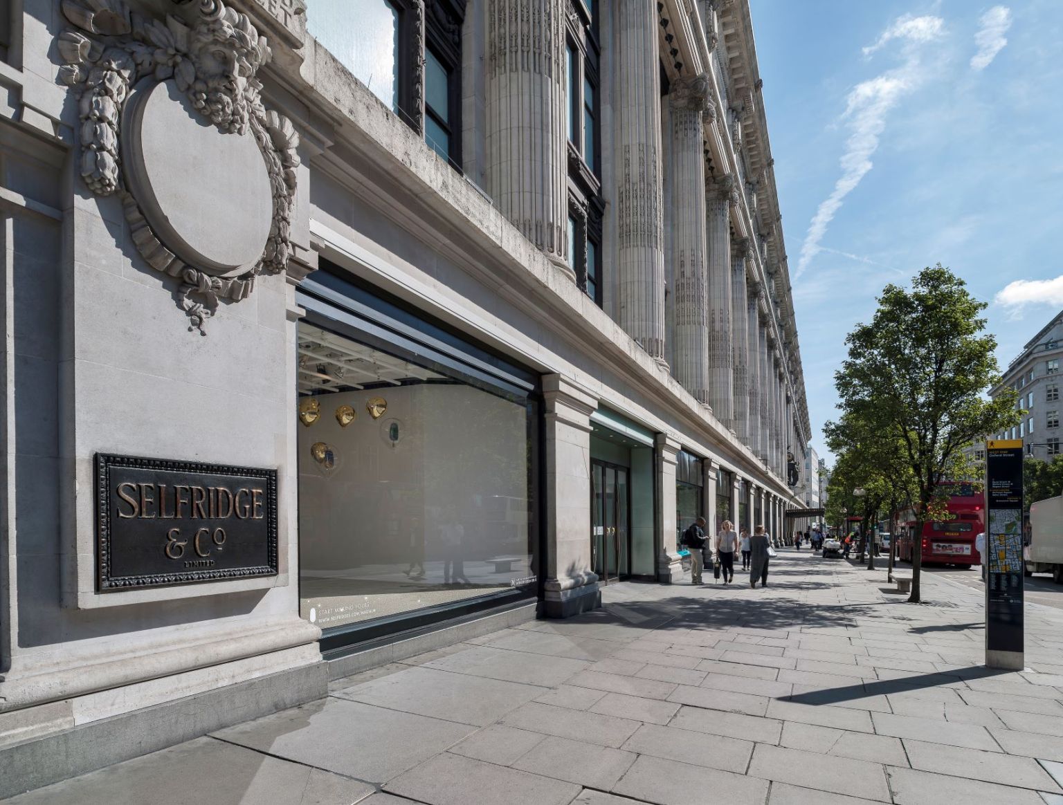 CENTRAL GROUP AND SIGNA HOLDING COMPLETE ACQUISITION OF SELFRIDGES ...